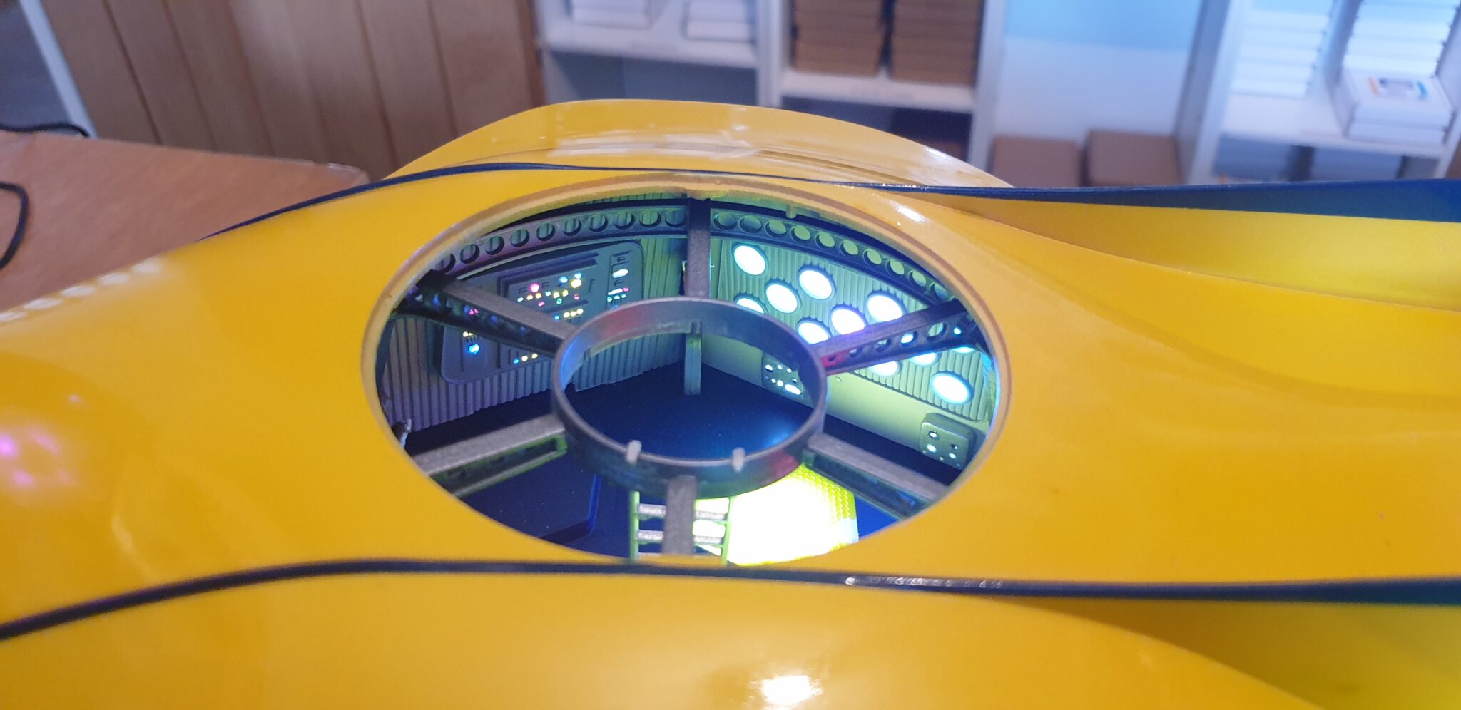 Moebius Voyage To The Bottom Of The Sea Flying Sub Lighting Kit ...